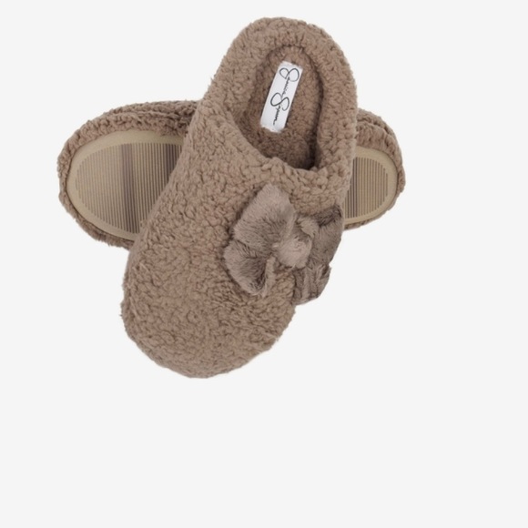 Jessica Simpson | Shoes | Jessica Simpson Fuzzy Slippers | Poshmark